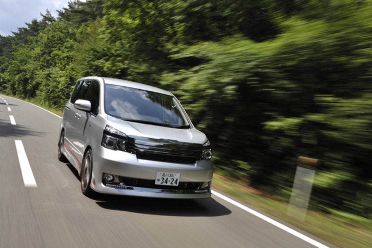 Toyota Voxy zrr70w G’s — DRIVE2