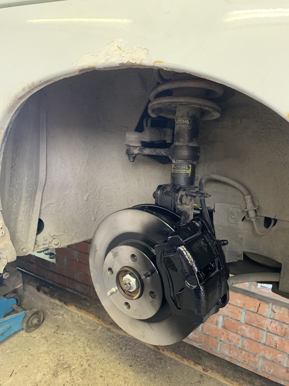 2903002 КОМПРЕССОР ПНЕВМОПОДВЕСКИ HDE | Запчасти на DRIVE2