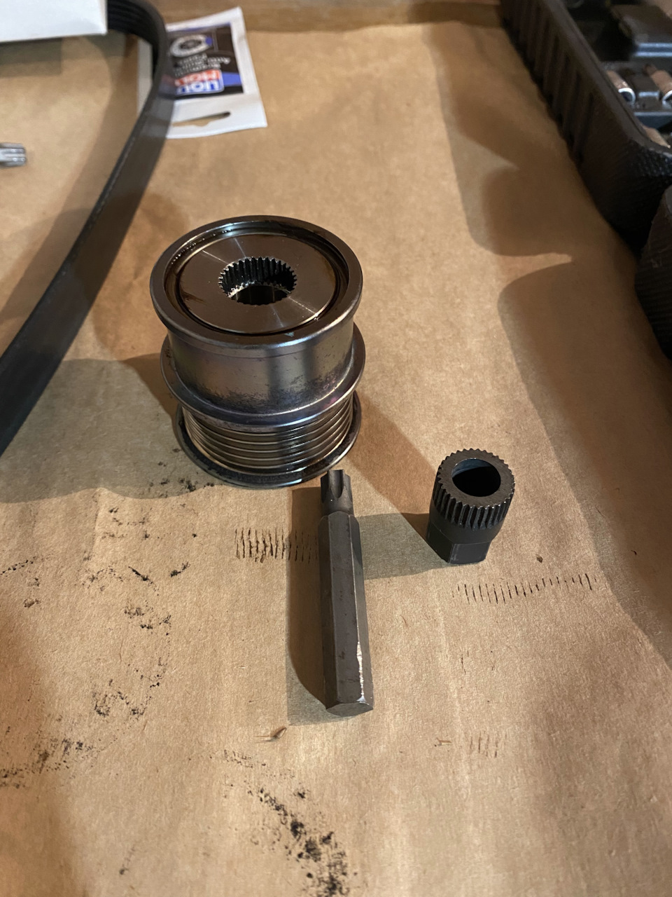 Обгонная муфта генератора Valeo на 1.4 TSI CHPA. — Skoda Octavia A7 Mk3 ...