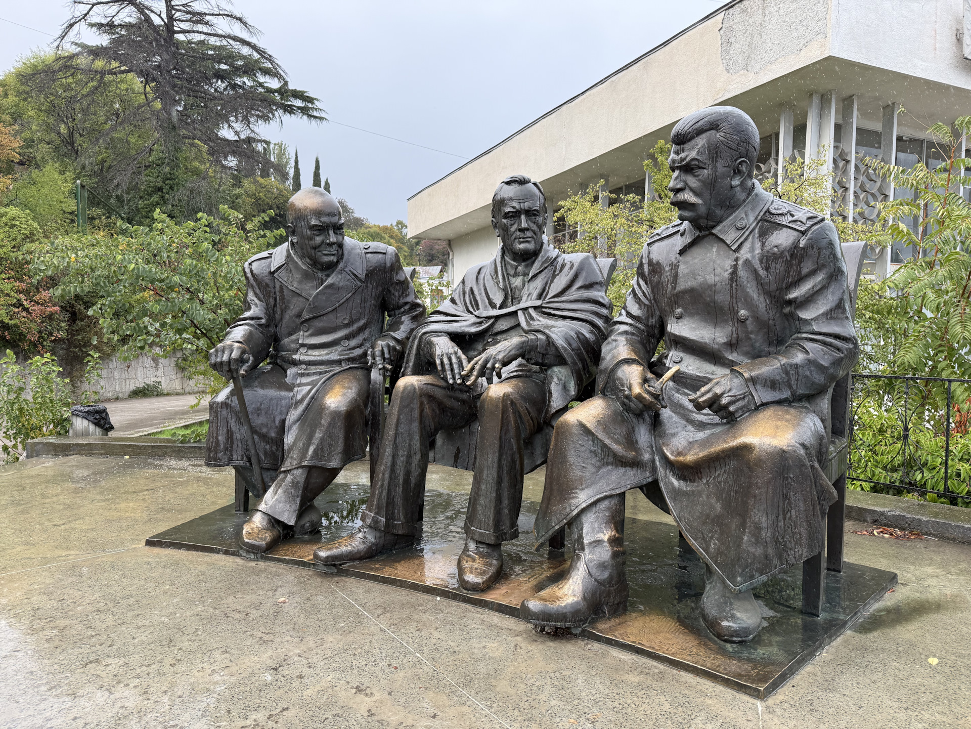 Ялта — Hongqi HS5, 2 л, 2024 года | путешествие | DRIVE2