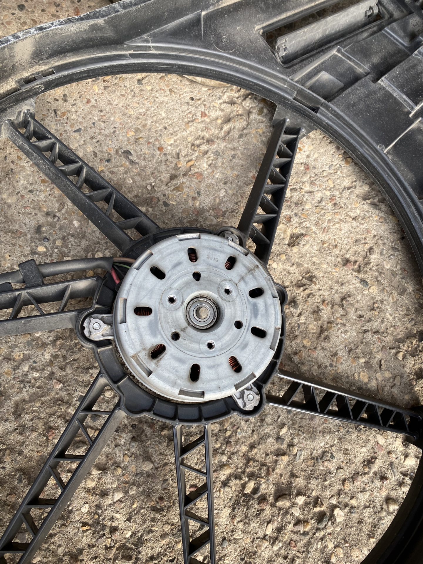 16. Ошибка P048000 — Управление вентилятором радиатора, неисправность в ...