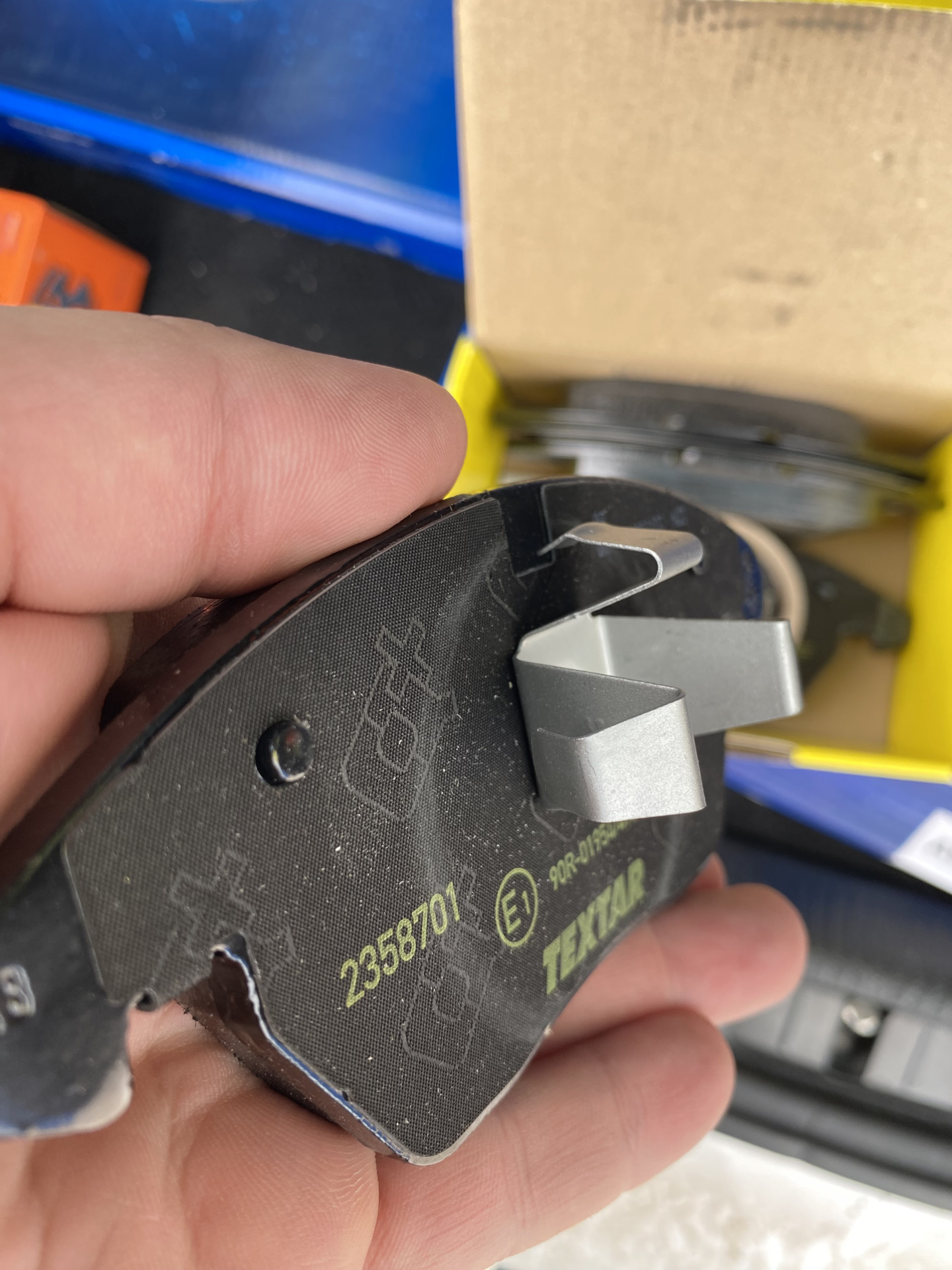 Замена стоек стабилизатора — Volkswagen Passat Variant (B7), 1,4 л ...