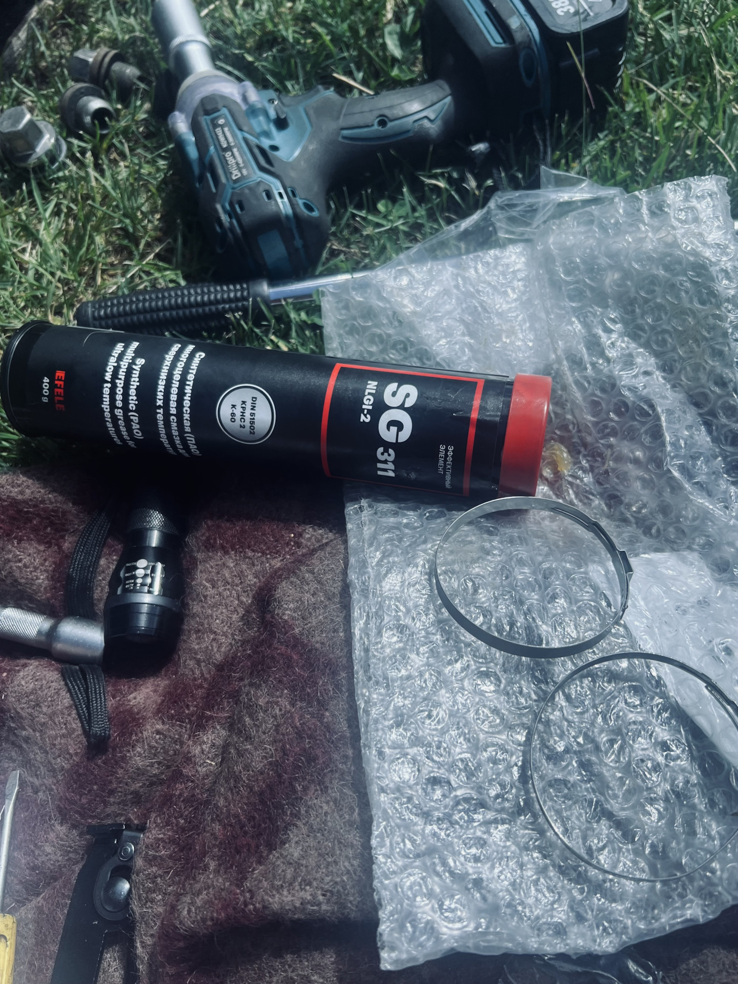 Замена пыльника рулевого карданчика Range Rover l405 — Land Rover Range ...