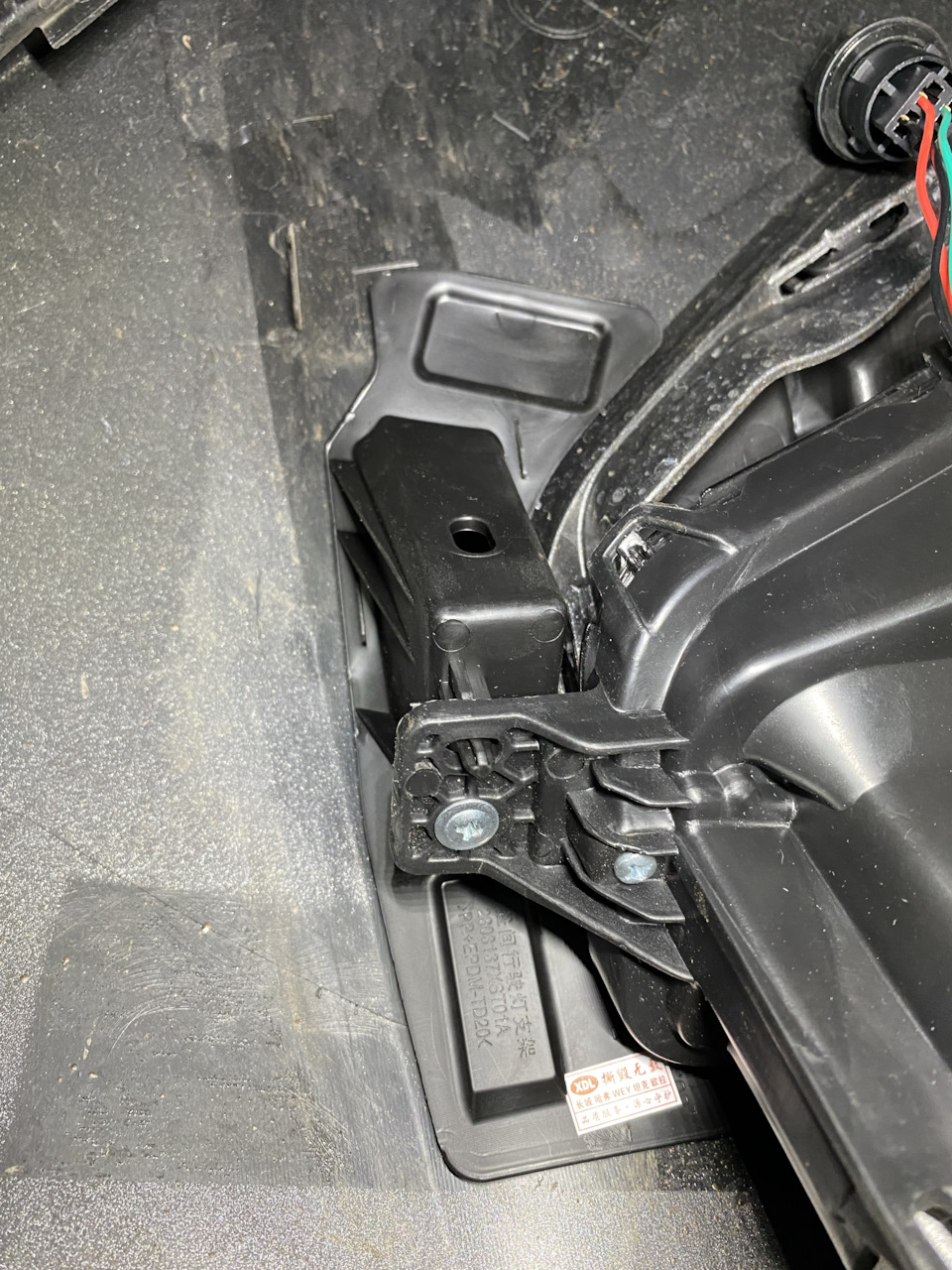 Установка ДХО в джолион отца — Haval Jolion, 1,5 л, 2023 года ...