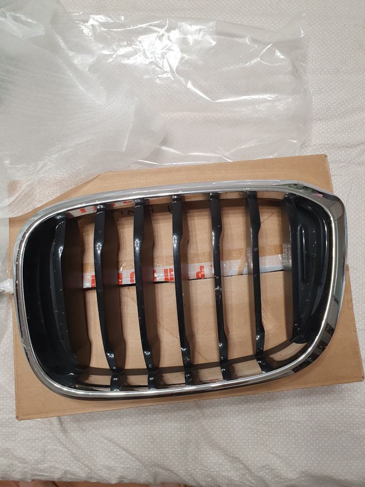 Решётка радиатора на BMW X3 (G01), BMW X4 (G02). Б/у | 2 000 ₽ в городе ...