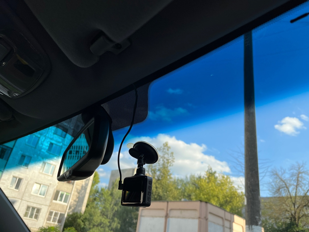 Замена лобового стекла — Hyundai Sonata IV (EF), 2 л, 2007 года | визит ...