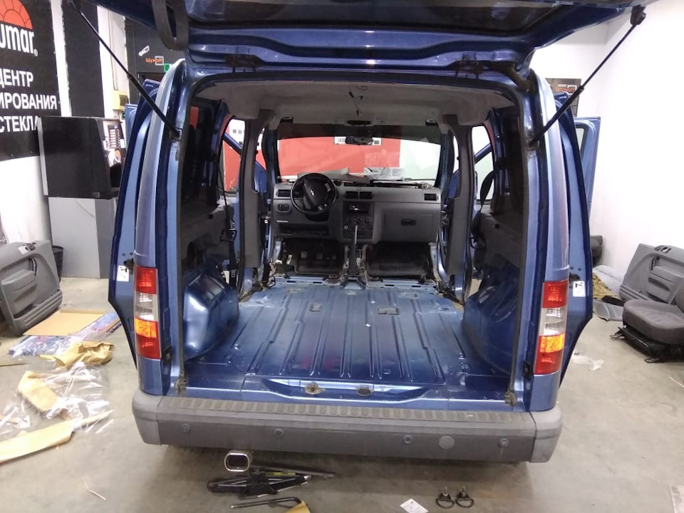 Шумоизоляция форд торнео коннект — Ford Tourneo Connect (1G), 1,8 л ...