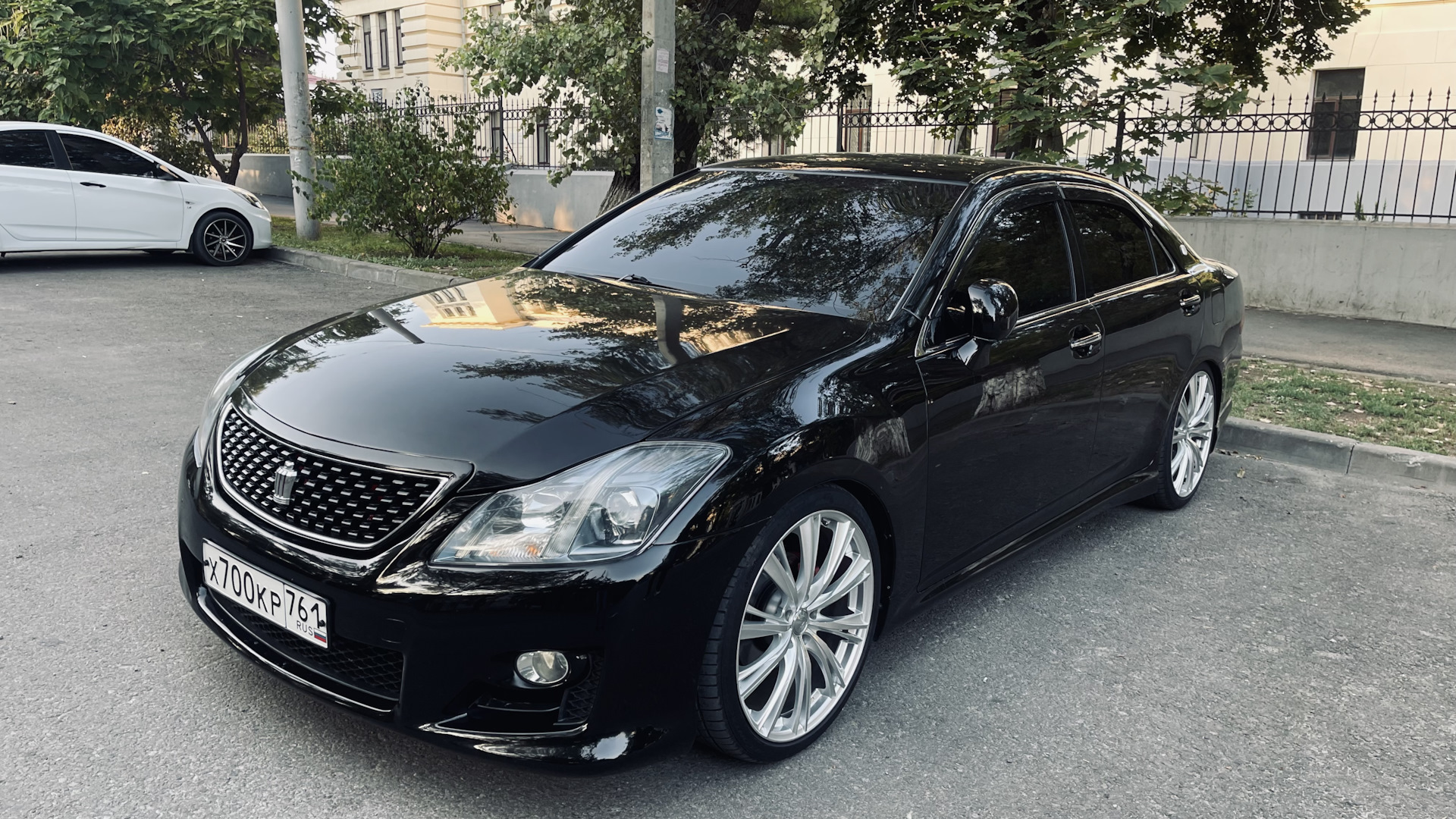 Toyota Crown (S200) 2.5 бензиновый 2010 | VIP на DRIVE2
