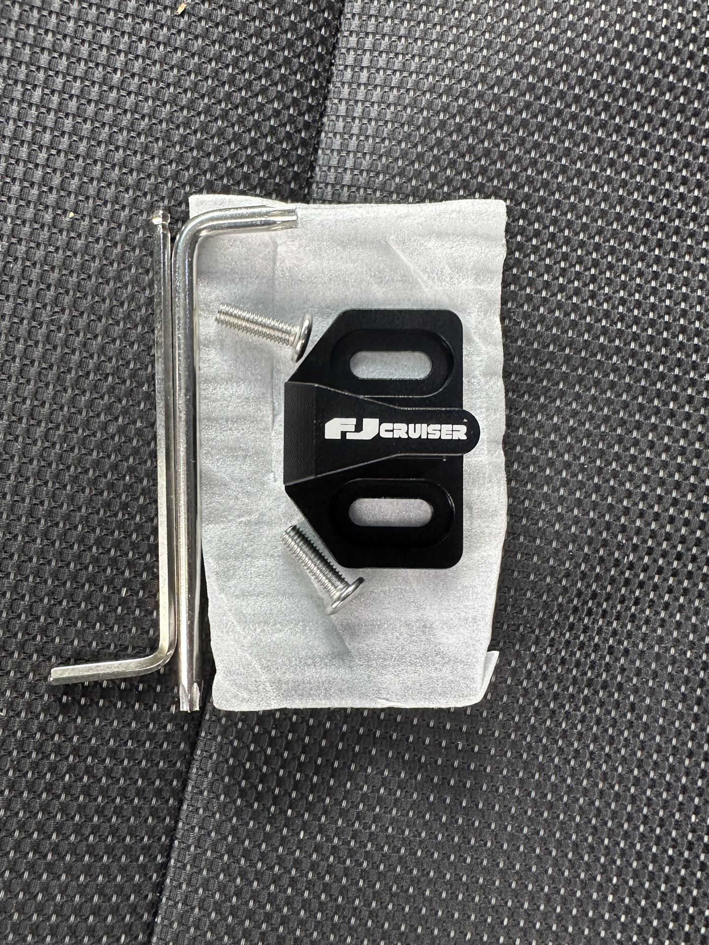 Петли задней двери. Апгрейд. — Toyota FJ Cruiser, 4 л, 2007 года ...