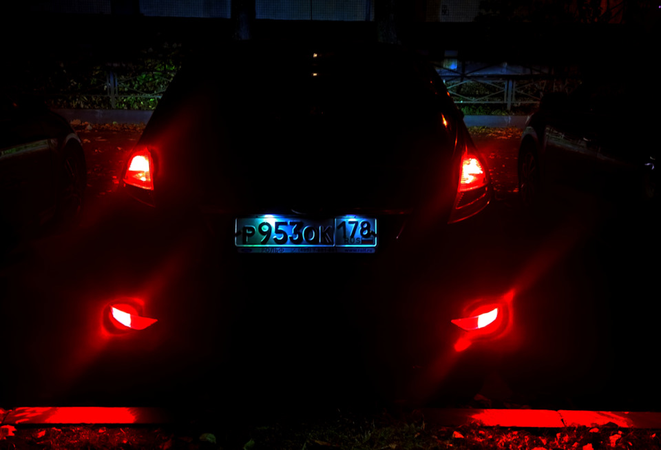 Установка задней правой ПТФ — Ford Fiesta (Mk VI), 1,4 л, 2009 года ...