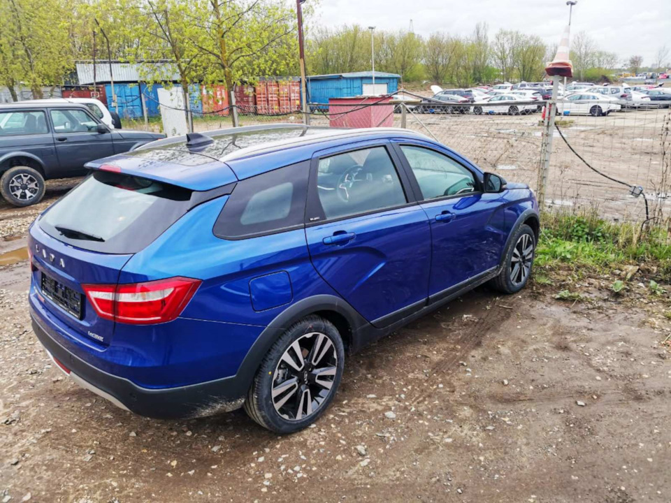 Старт-самые путные брызговики на SW Сross. — Lada Vesta SW Cross (1G ...