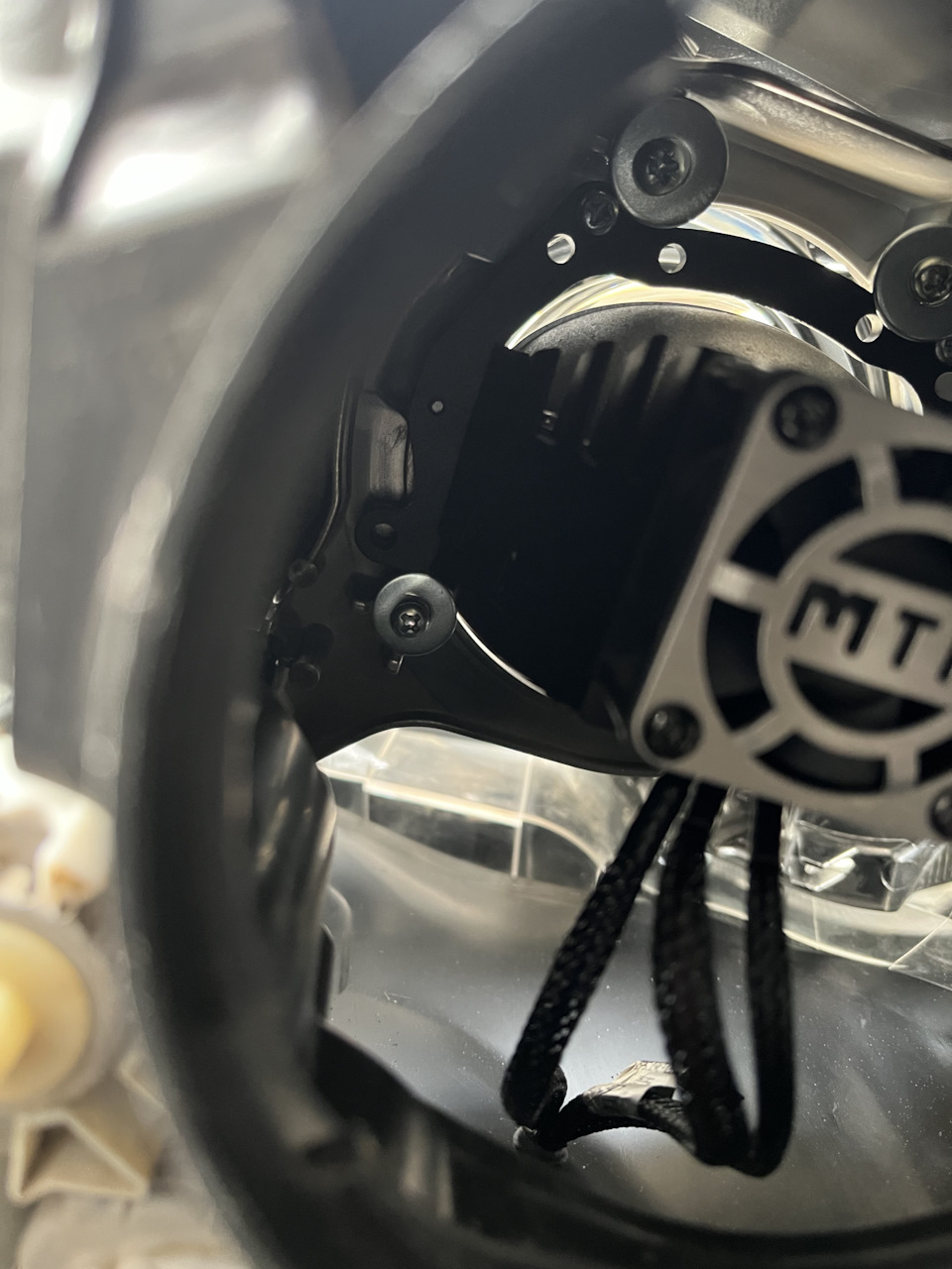 Widebeam 3 от MTF biled — Toyota Camry (XV50), 2,5 л, 2015 года ...