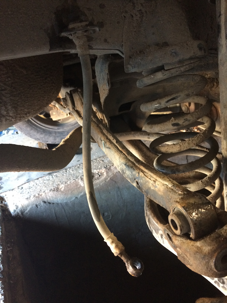 Замена тормозных шлангов, дисков, колодок, жидкости — Hyundai Elantra ...