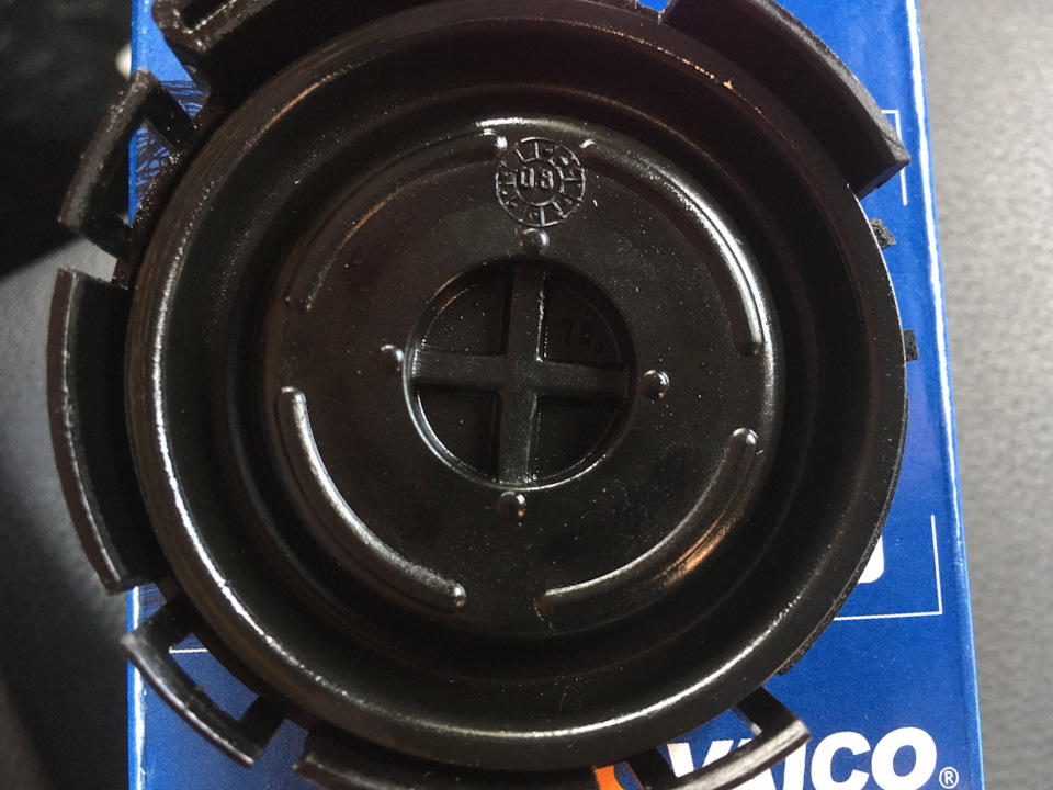 Мембрана КВКГ (клапана вентиляции картерных газов) N47 VAICO V201797 ...