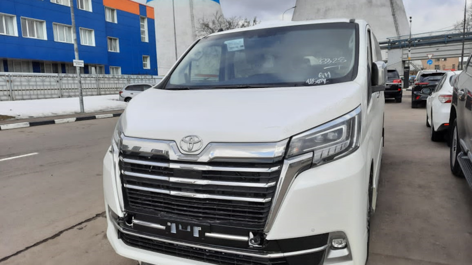 Toyota HiAce (H300) 2.8 дизельный 2021 | на DRIVE2