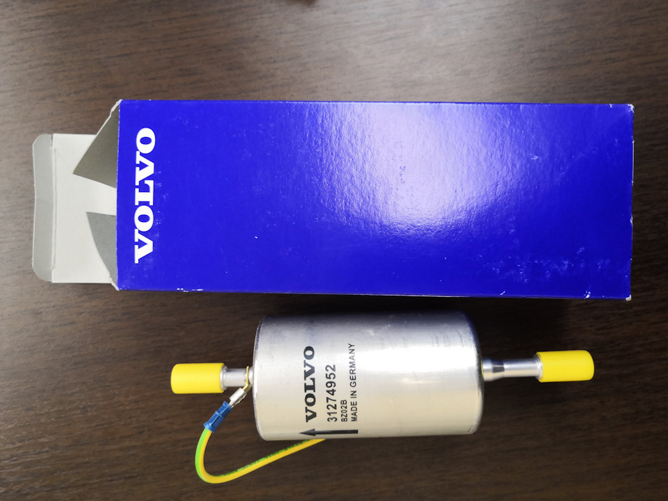 Потёк топливный фильтр… Ну и по мелочи. — Volvo S40 (2G), 2,4 л, 2007 ...