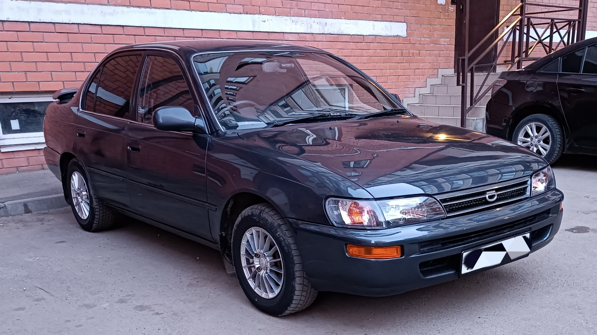 Новые фары и чистый автомобиль — Toyota Corolla (100), 1,5 л, 1992 года ...
