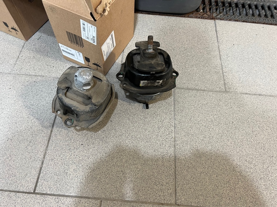 Замена подушек двигателя. — BMW X5 (E70), 3 л, 2011 года | визит на ...