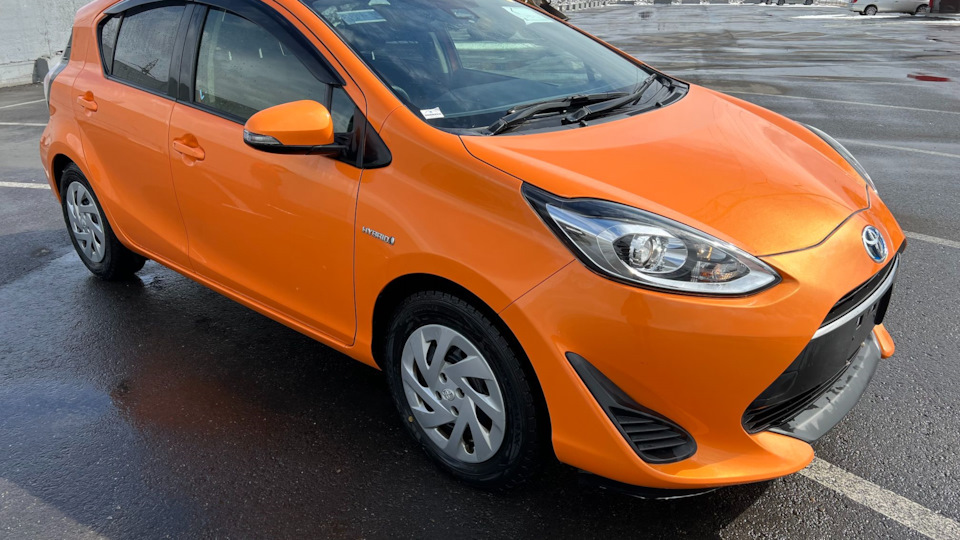 Toyota Aqua (1G) 1.5 гибридный 2017 | на DRIVE2