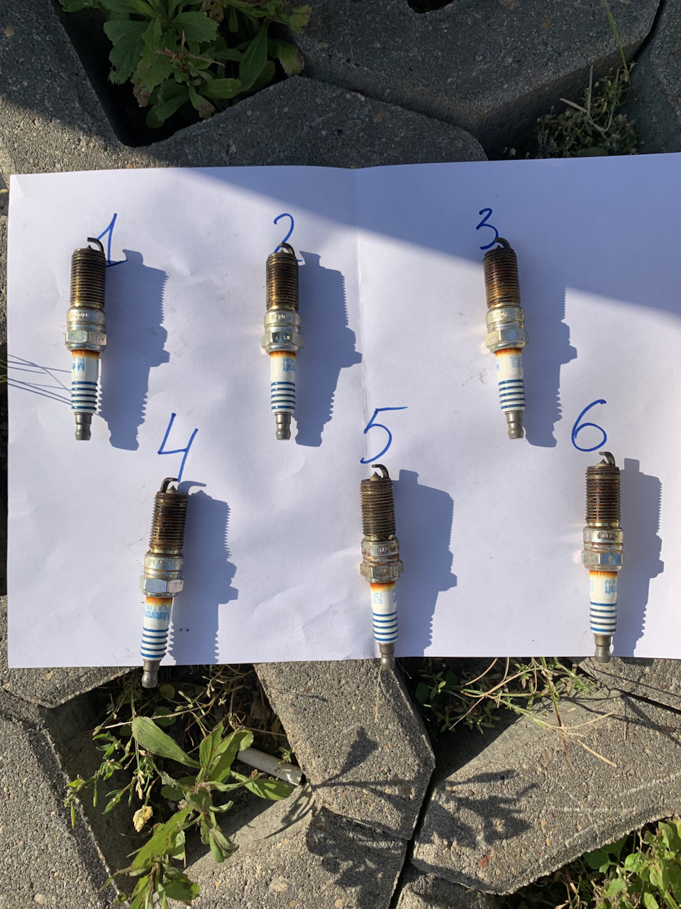 Замена свечей и мойка дросселя — Ford Explorer (5G), 3,5 л, 2018 года ...