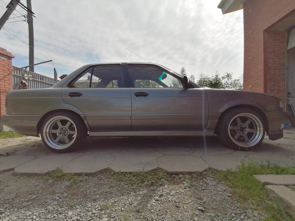 Стойки BLITZ и бампера с порогоми от GTS — Nissan Sunny (B13), 2 л ...