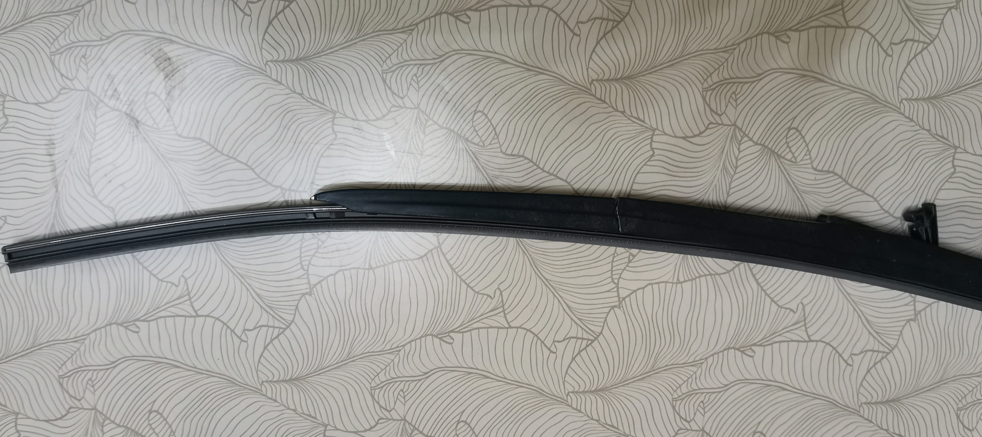 Замена резинок щеток стеклоочистителя — Mitsubishi L200 (5G), 2,4 л ...