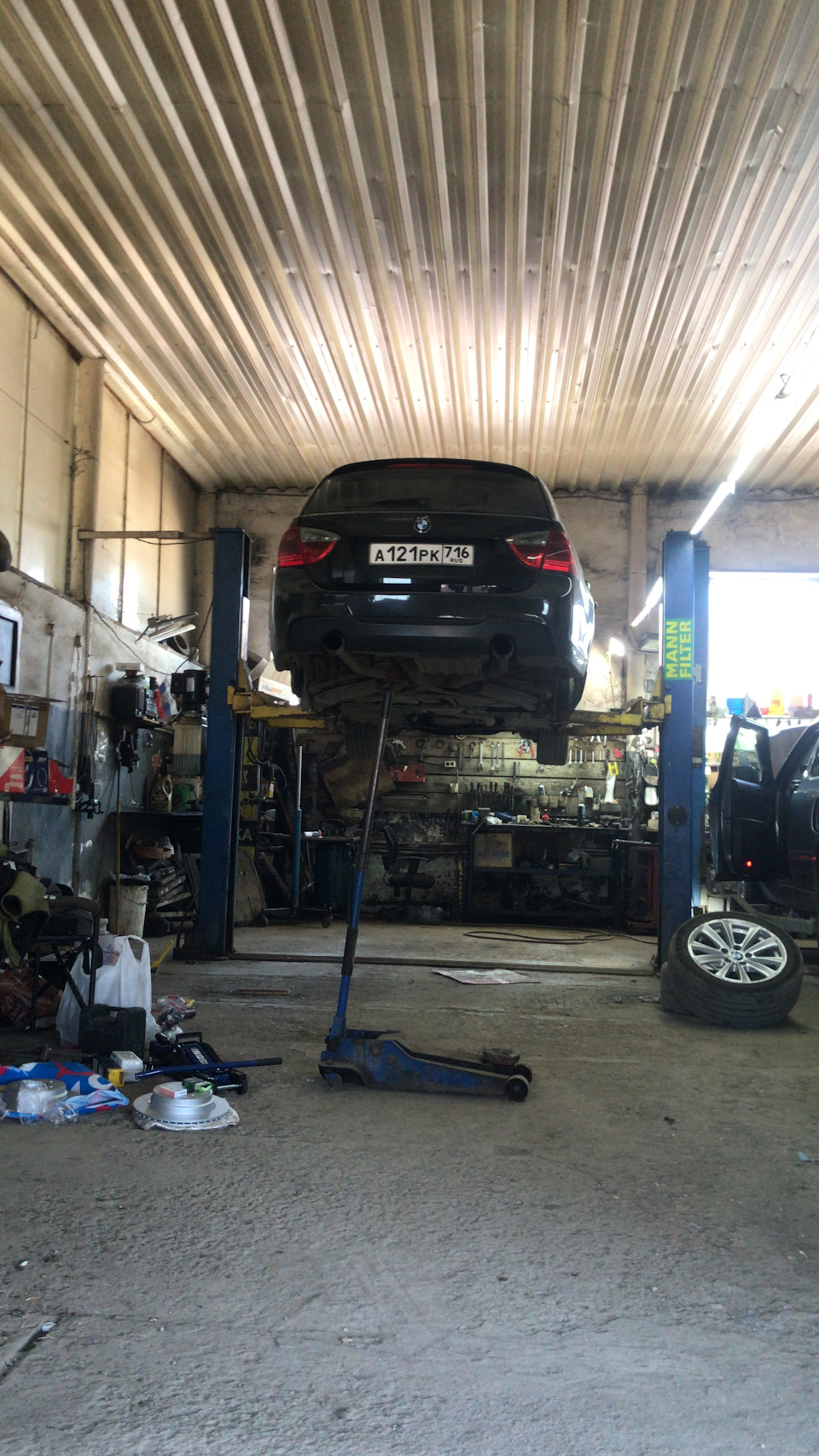 Задние тормоза — BMW 3 series Touring (E91), 2 л, 2007 года | своими ...