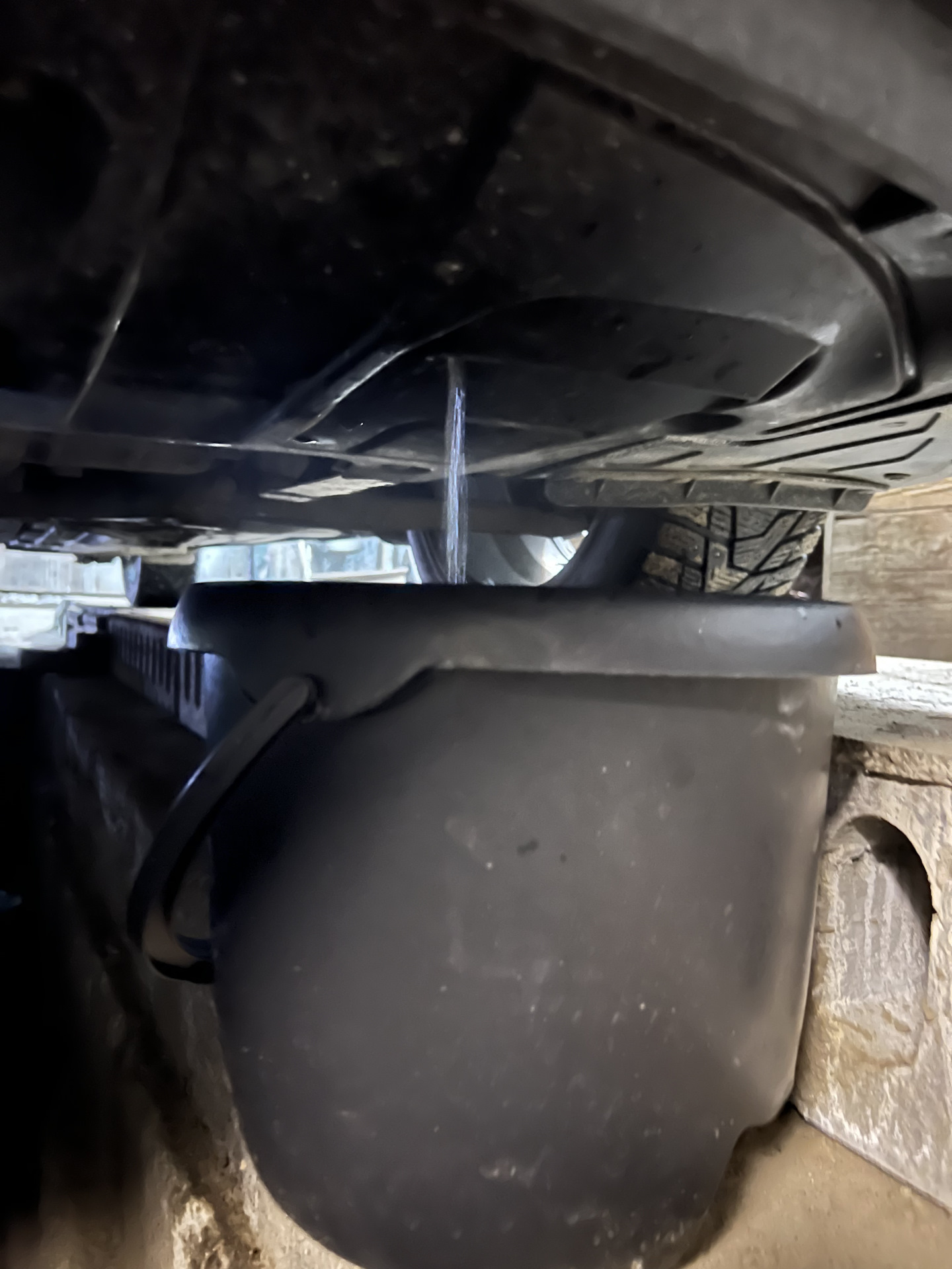 Замена антифриза Coolstream А -110 — KIA Cerato (3G), 2 л, 2018 года ...