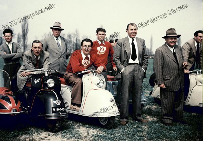 Фотографии мотороллера Goggo Roller из фотоархива BMW Group. — DRIVE2