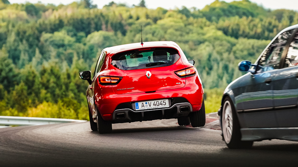 Renault Clio Sport IV 1.6 бензиновый 2017 | Flame Red Trophy на DRIVE2