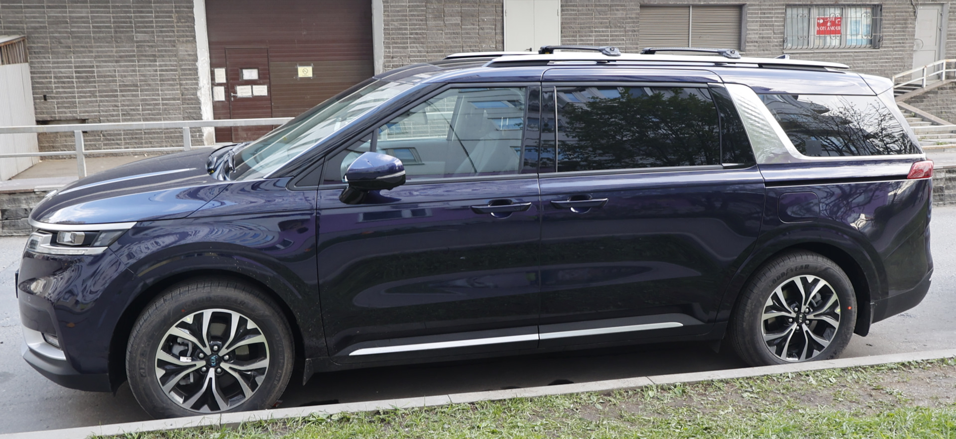 Багажник на рейлинг. Ч.2 — покупка — KIA Carnival (4G), 2,2 л, 2021 ...