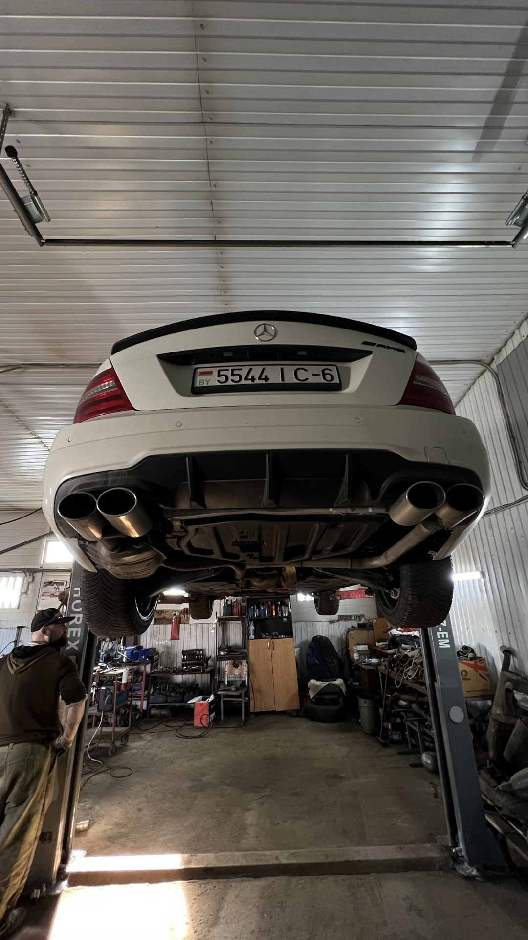 Новый раздвоенный выхлоп // W204 1.8T — Mercedes-Benz C-class (W204), 1,8 л, 2012 года | тюнинг ...