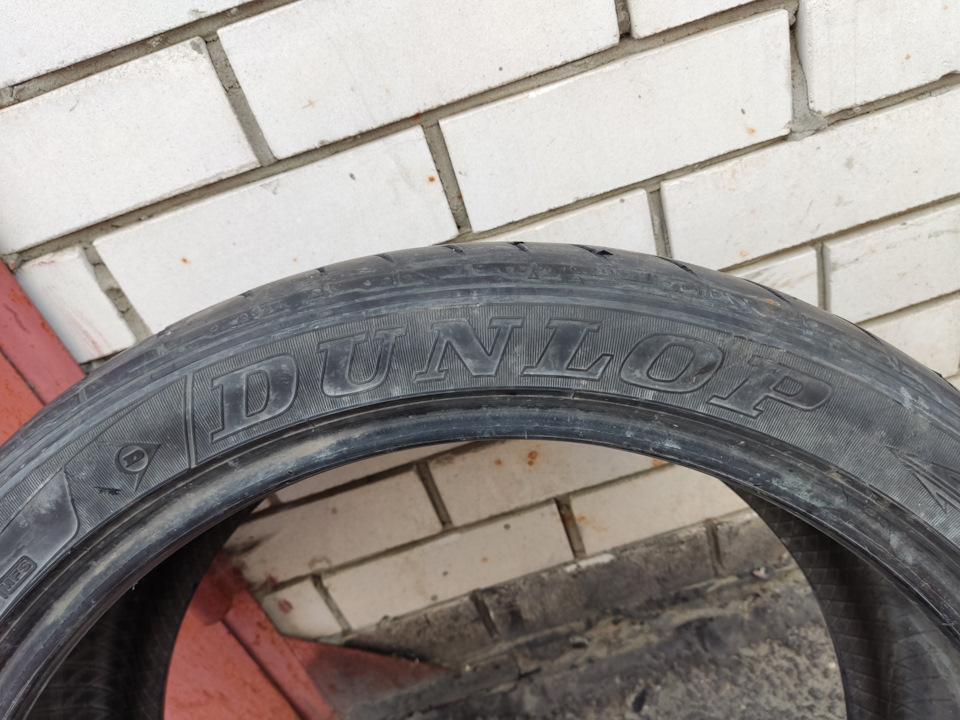 Шины летние Dunlop 295/35 R21. Б/у | 1 500 ₽ в городе Курск | DRIVE2