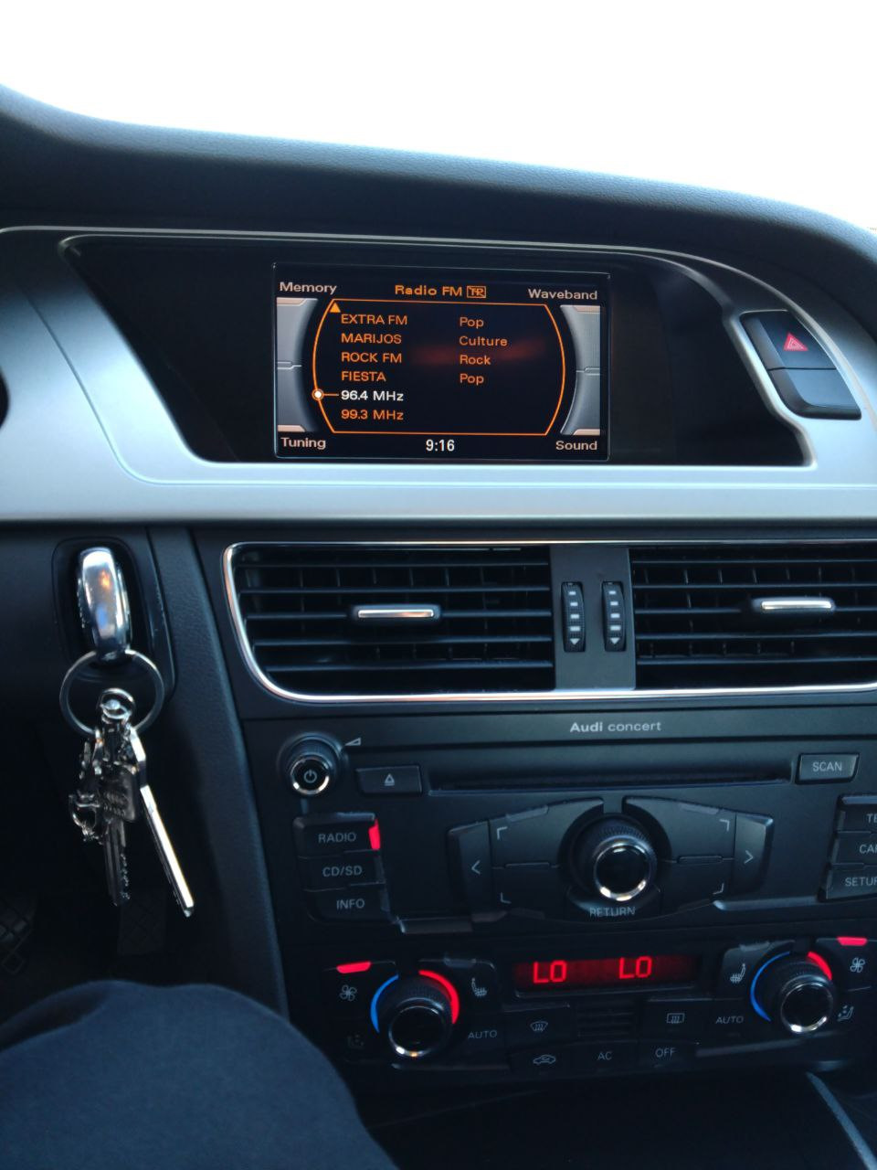 [23-09-16] Замена экрана Audi infotainment system (concert) — Audi A4 ...