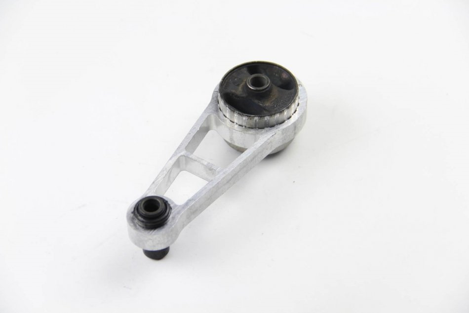 Заміна масла та подушки двигуна — Renault Clio Symbol, 1,4 л, 2006 года ...