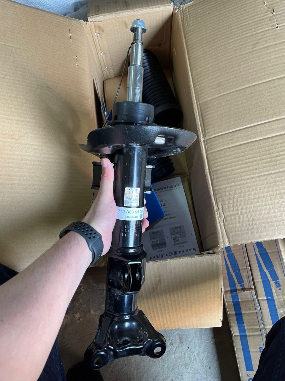 A2123235300 Амортизатор подвески Mercedes | Запчасти на DRIVE2