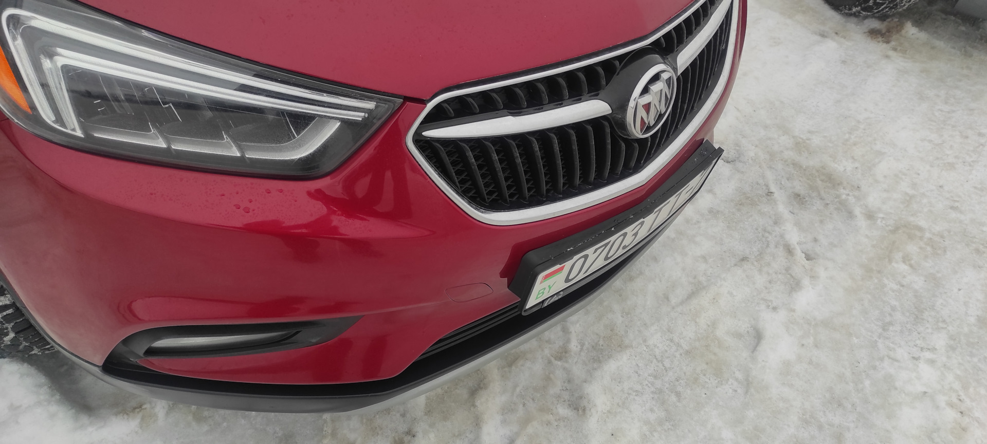 Чехол АКБ и кронштейн переднего номерного знака — Buick Encore, 1,4 л ...