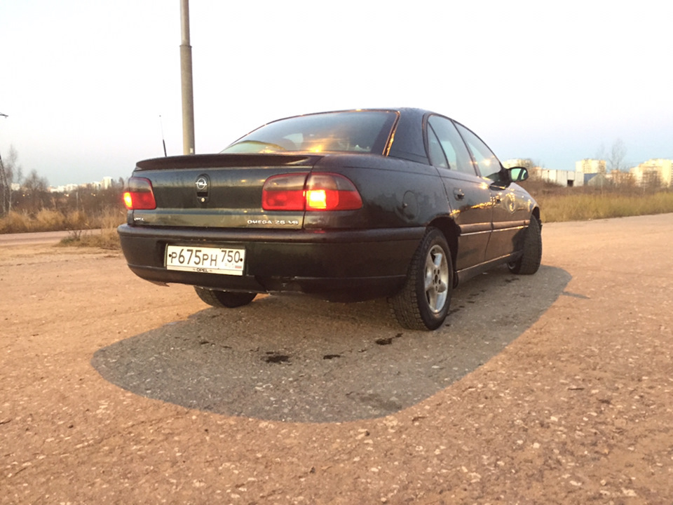 Маятниковый рычаг, сошка, редуктор — Toyota Mark II (60), 2 л, 1981 ...