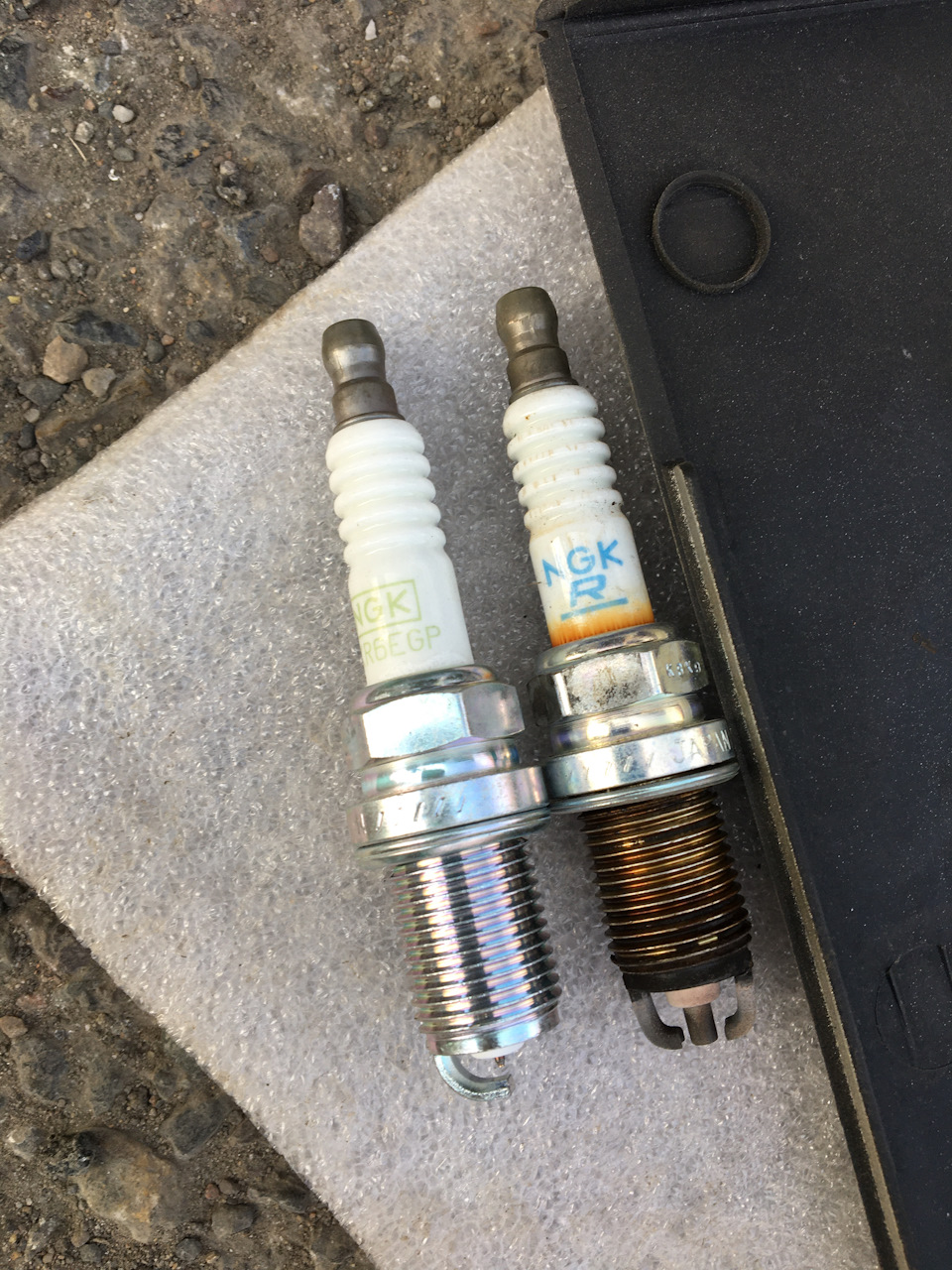 Мелкое ТО. Топливный фильтр под капотом, новые свечи. — Toyota Mark II ...