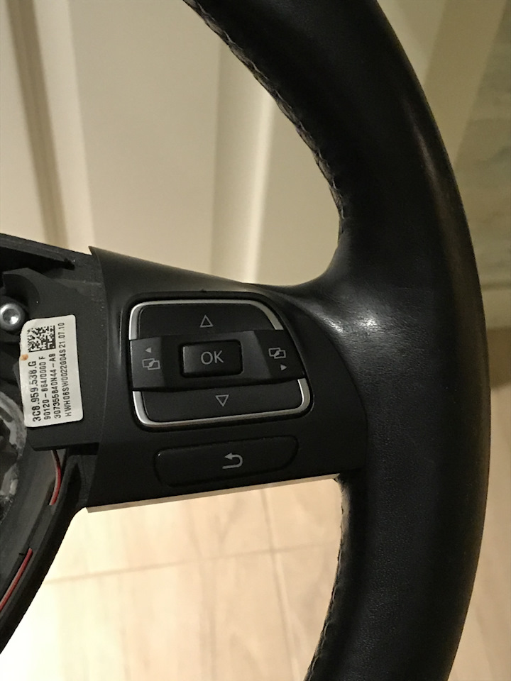 3C8419091BEE74 Рулевое колесо (кожа) VAG | Запчасти на DRIVE2