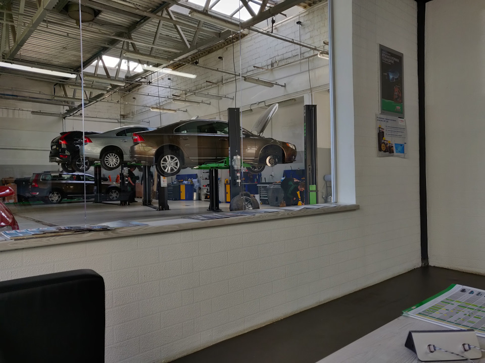 Замена ГРМ и приводных ремней — Volvo S80 (2G), 2,5 л, 2012 года ...