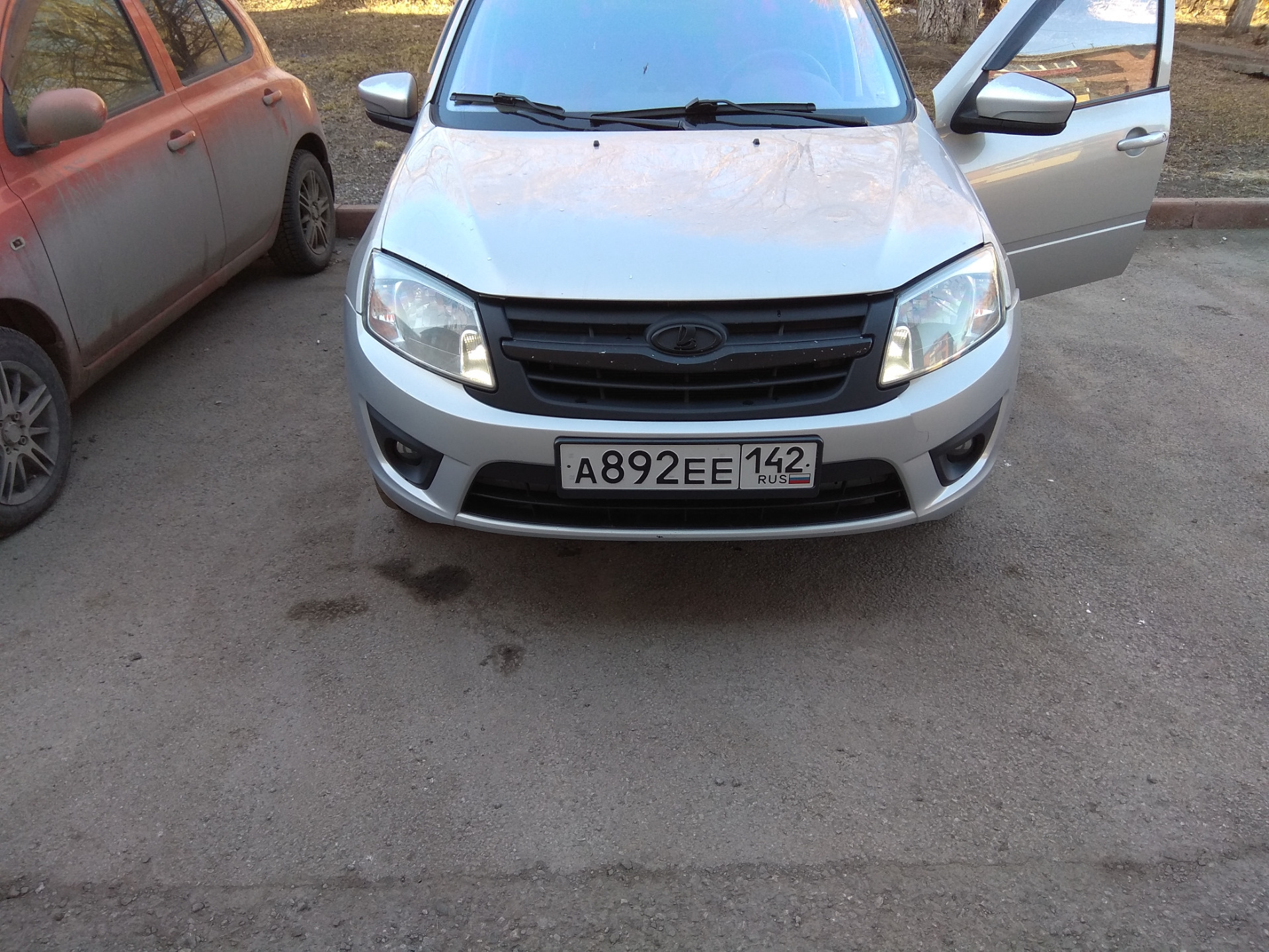 Звук DK PRO, Led ДХО с али — Lada Гранта Лифтбек (1G), 1,6 л, 2014 года | наблюдение | DRIVE2