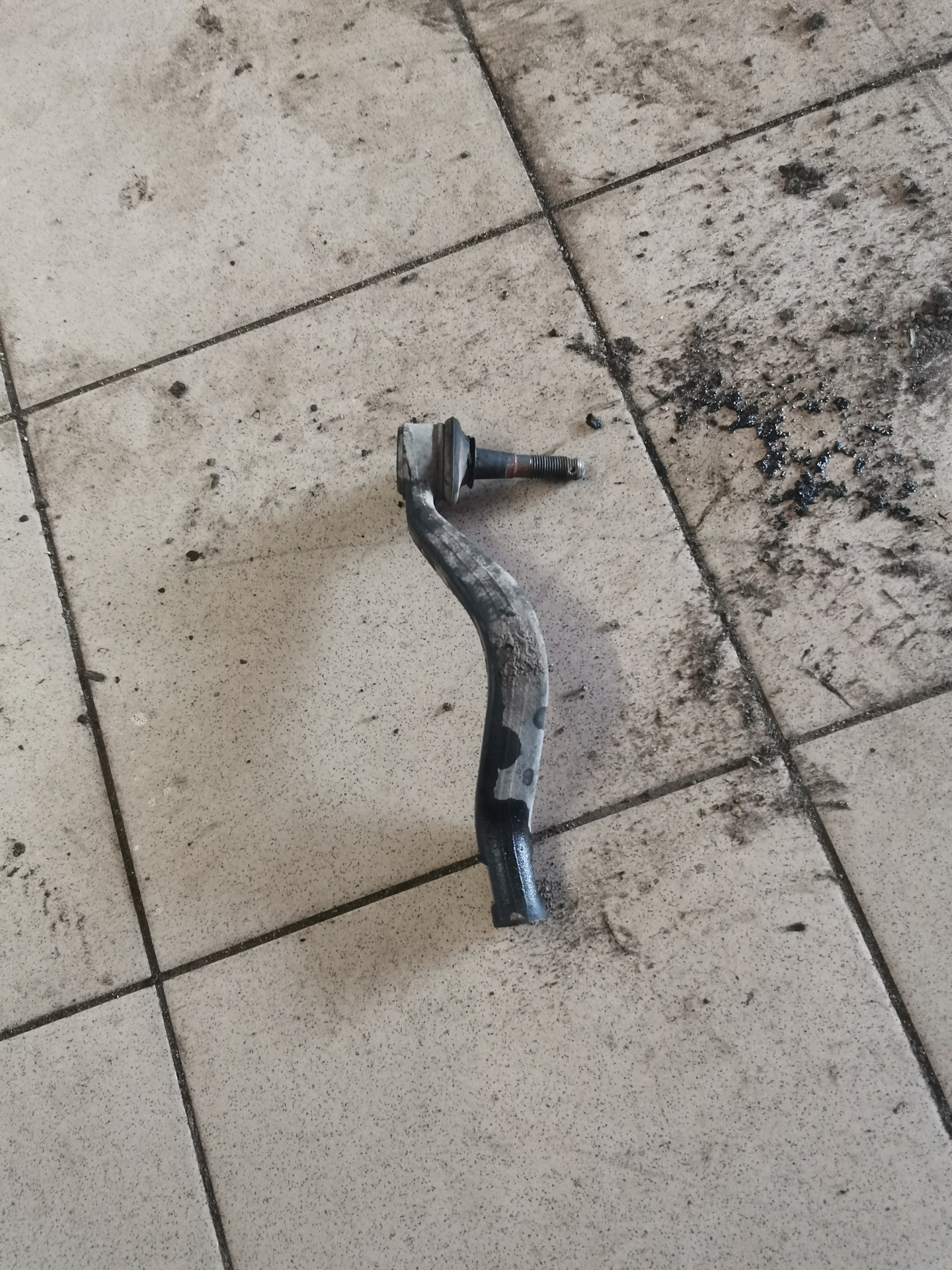 Пыльники, наконечники рулевой рейки, ступица передняя NSK — Lexus GS ...