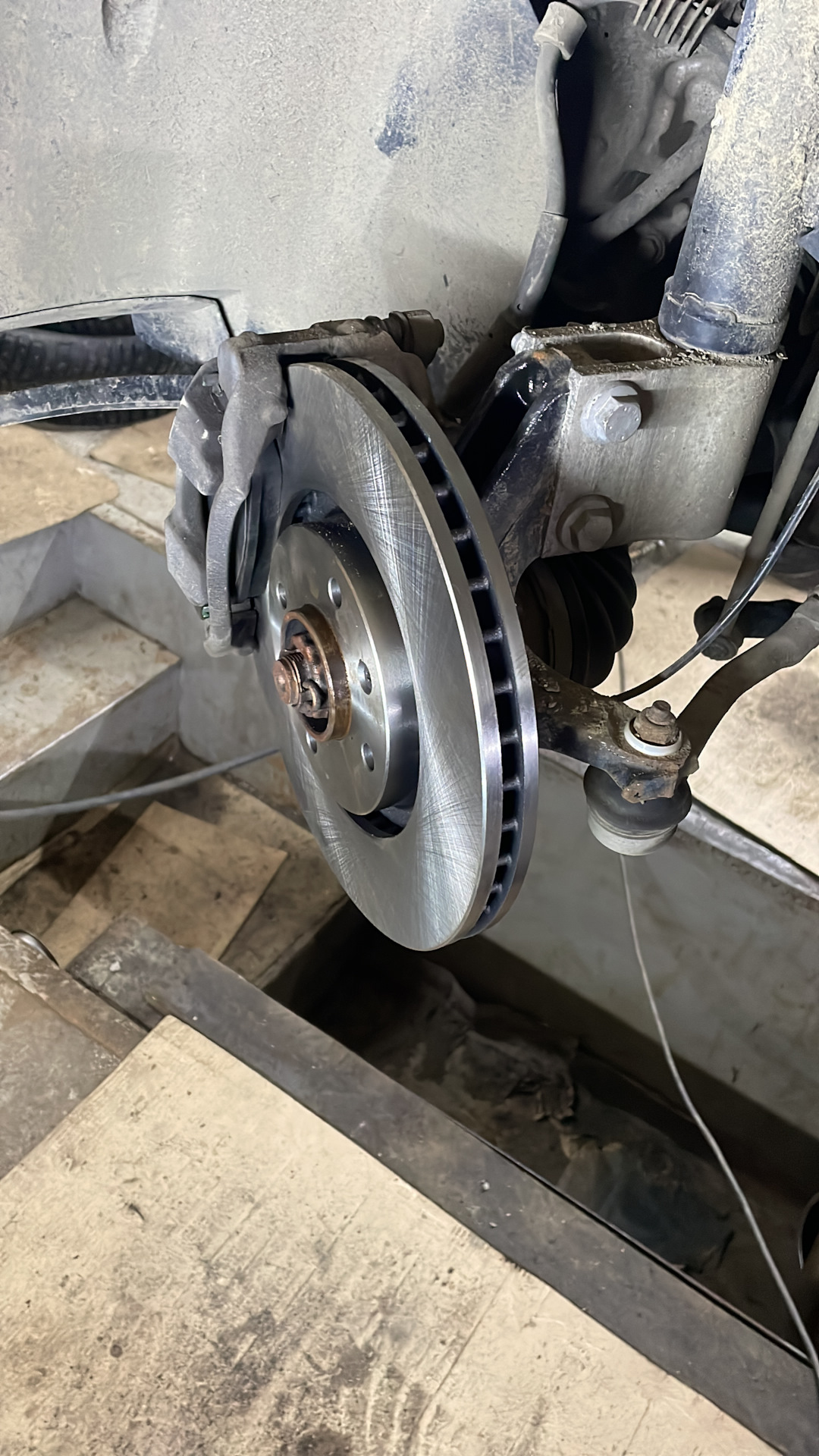 Диски колодки — Citroen C4 L, 1,6 л, 2021 года | визит на сервис | DRIVE2