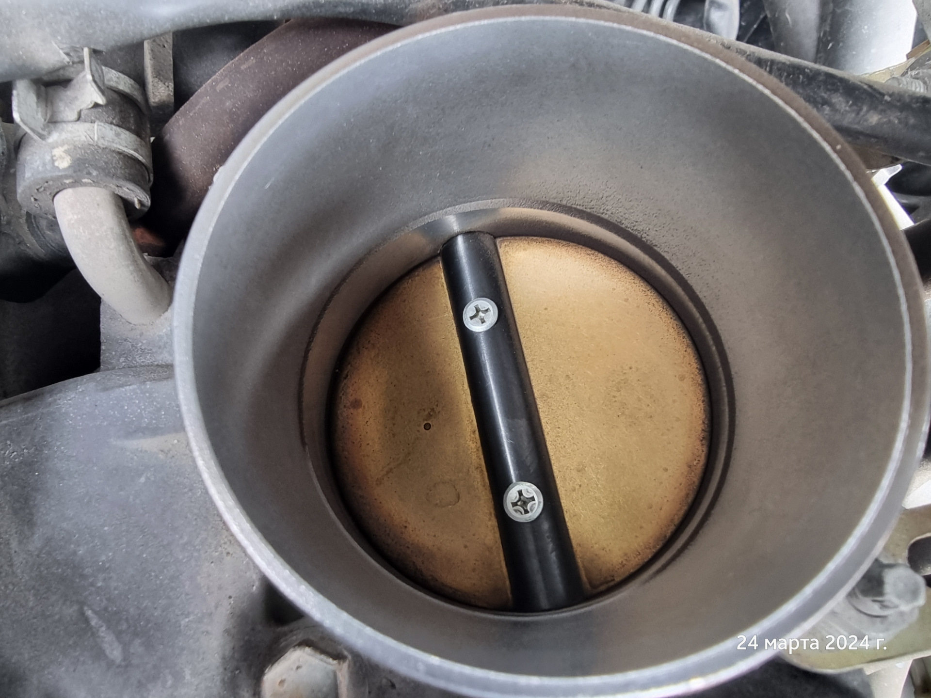 Запотел мой Прадос. Замена прокладок клапанной крышки. — Toyota Land ...