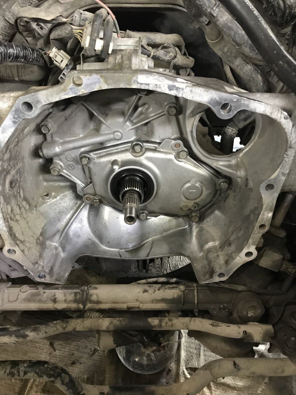 Замена сальника гидромуфты — Subaru Outback (BR), 2,5 л, 2014 года ...