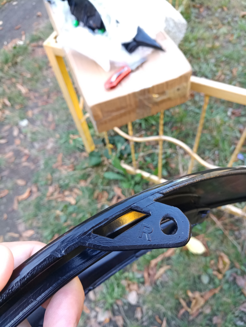 Замена среднего стоп сигнала — Mitsubishi Galant (9G), 2,4 л, 2006 года ...