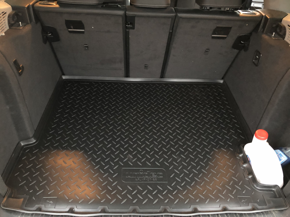 8. Резиновые изделия/салонные коврики — BMW X3 (F25), 3 л, 2013 года ...