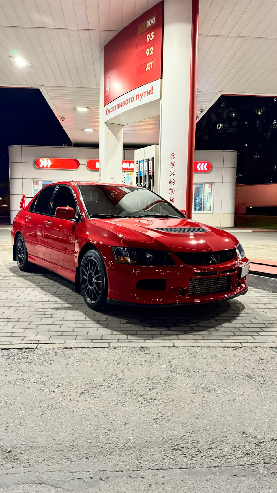 Замена лобового стекла + клипсы молдингов — Mitsubishi Lancer Evolution ...