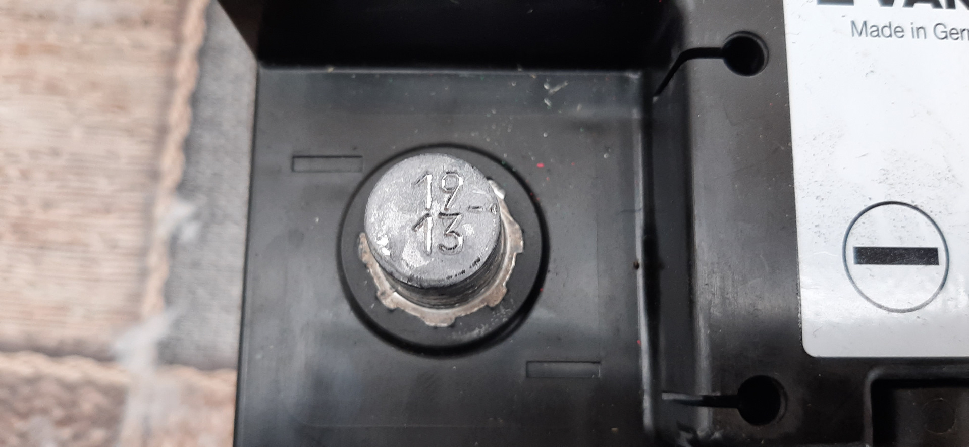 Замена АКБ — BMW X1 (E84), 2 л, 2013 года | своими руками | DRIVE2